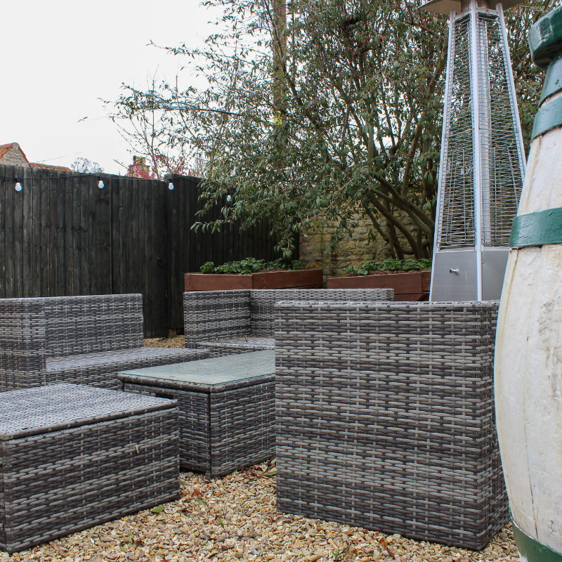 Best Village Pub Lincolnshire, Hare & Hounds Fulbeck, Book Today